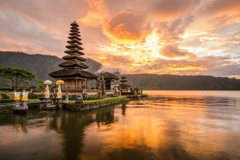 Bali: Lake Bratan, Handara Gate, Waterfall & Swing Tour - The Sum Up