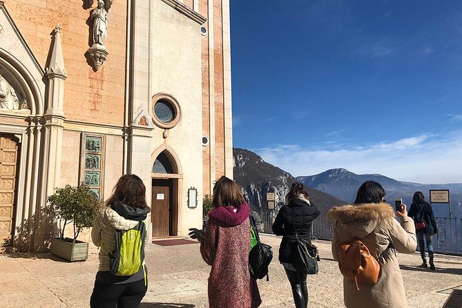 Between heaven and earth: Sanctuary of Madonna della Corona - Additional Practical Tips