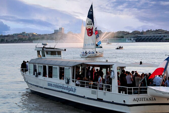 Bordeaux by the Water commented cruise - Authentic Experiences and Tips