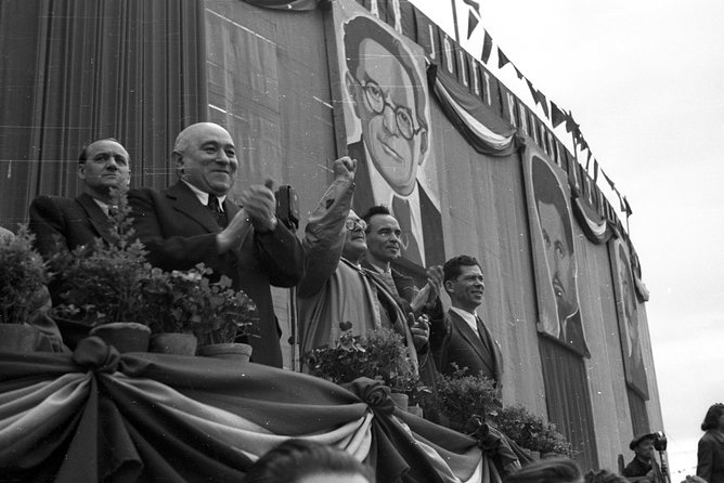 Born Under The Red Star - Communist tour with Coffee in a Retro Bar - FAQ
