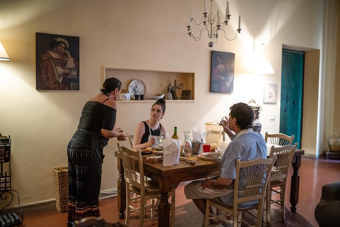 Cesarine: Dining & Cooking Demo at Local's Home in Bari - Key Points