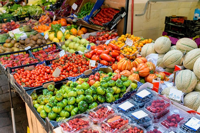 Cesarine: Market Tour & Cooking Class at Local's Home in Lucca - Who Should Try This Experience?