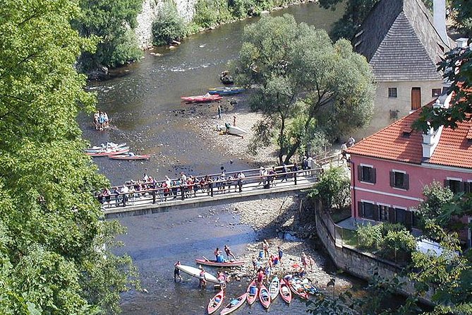 Cesky Krumlov Full day tour from Prague and back - FAQs