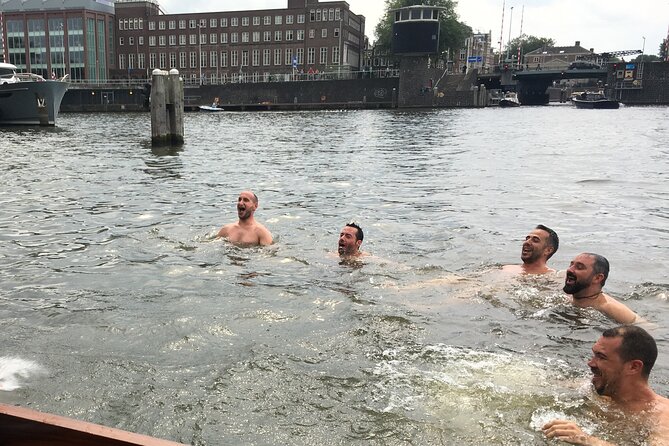 Cruise like a local Amsterdam Small group 12 pax - Who Should Consider This Tour?
