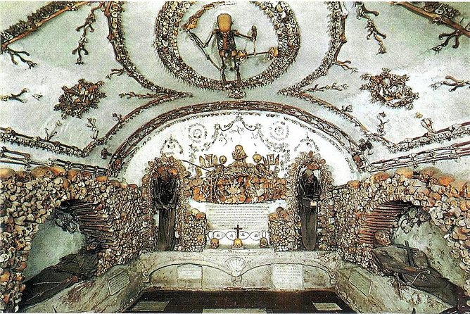 Crypts, ancient aqueducts and skeletons - Who Will Appreciate This Tour?
