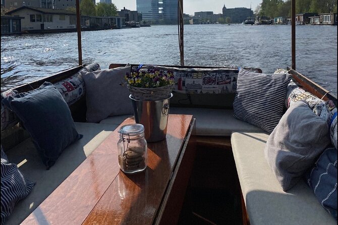 Dutch Cheese & Drinks Guided Amsterdam Boat Tour, All Included - Authentic Reviews Highlighting Key Aspects