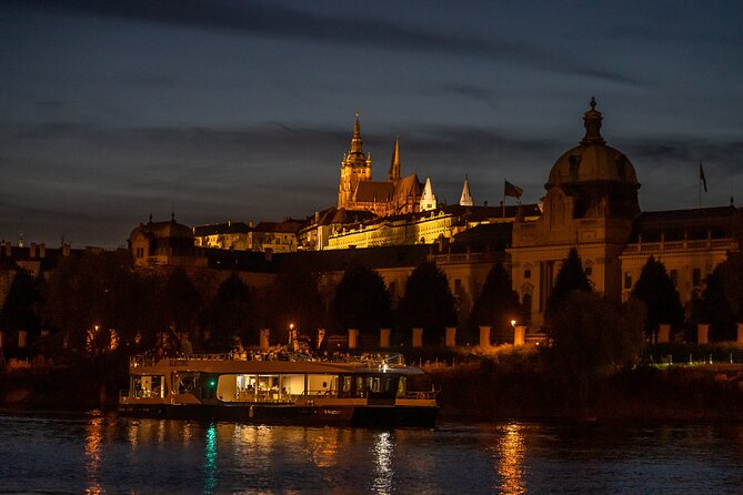 Evening Eco Cruise With a Glass of Prosecco in Bohemia - FAQ