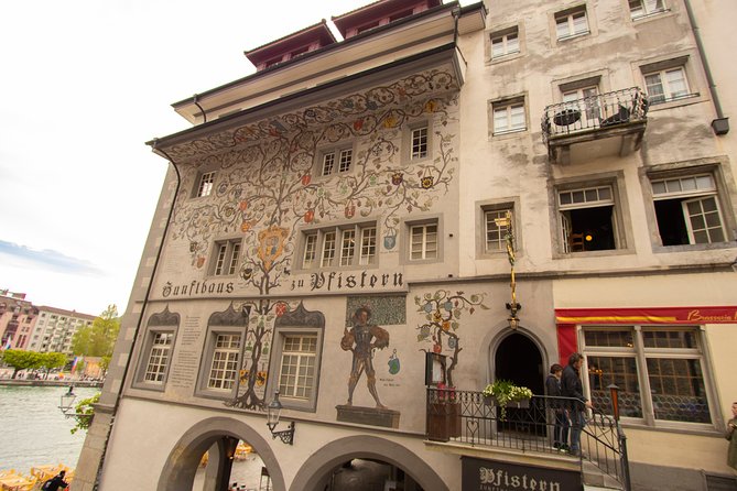 Explore Lucernes Art and Culture with a Local - The Hofkirche and the Lion Monument