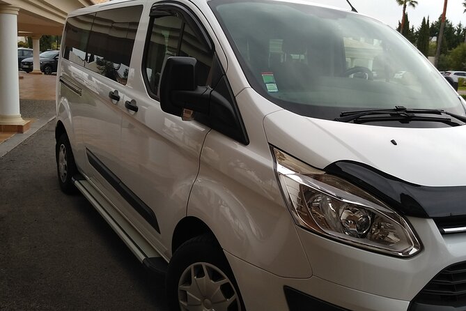 Faro airport private transfers (Vehicles up to 4 pax) - Practical Details and Pricing