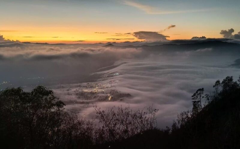 From Bali: 3-Day Excursion to Ijen and Mount Bromo - The Guides and Service