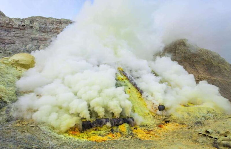 From Bali: Ijen crater Midnight Tour From Bali - What Makes This Tour Stand Out