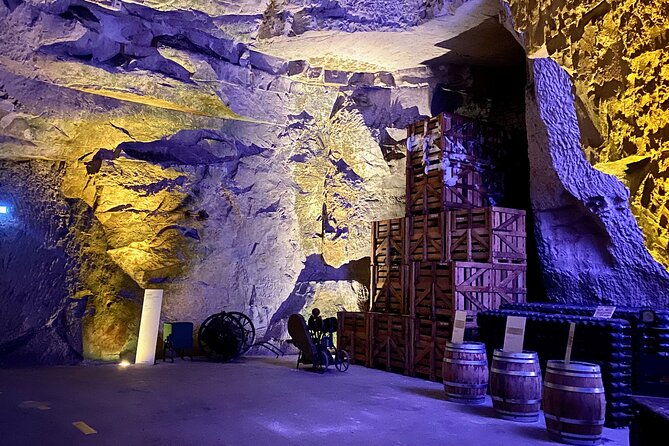 GRAND VINTAGE Ruinart Veuve Clicquot Private Champagne from Paris - Who Will Love This Tour?