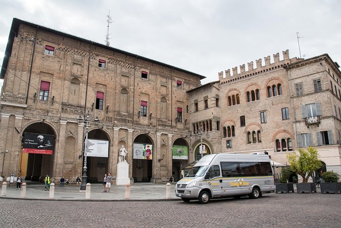 Guided group tour TastyBus: Parmesan Cheese and Parma Ham - Final Words