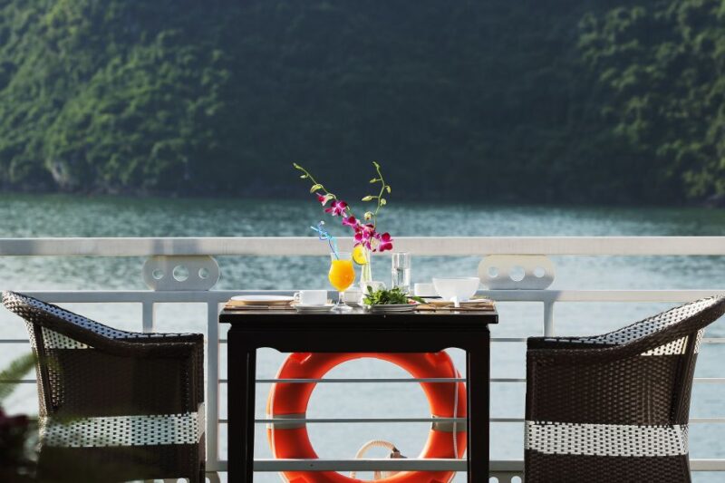 Halong Bay: 2D1N 5-Star Starlight Cruise - Who Is This Cruise Best For?