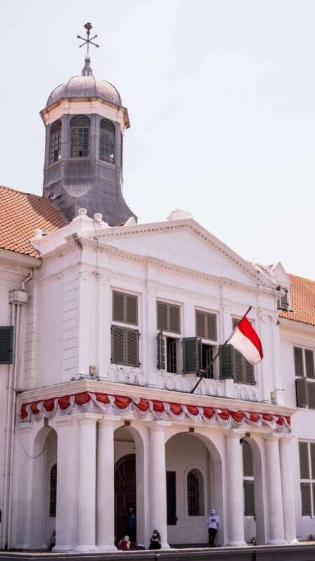 Jakarta: 8 Days Exploring West Java and Jakarta - Who Should Consider This Tour?