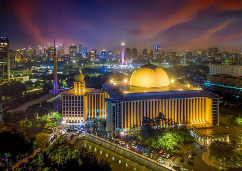 Jakarta Landmark Tour with Batik Workshop - Practical Details: Transportation, Group Size, and Cost