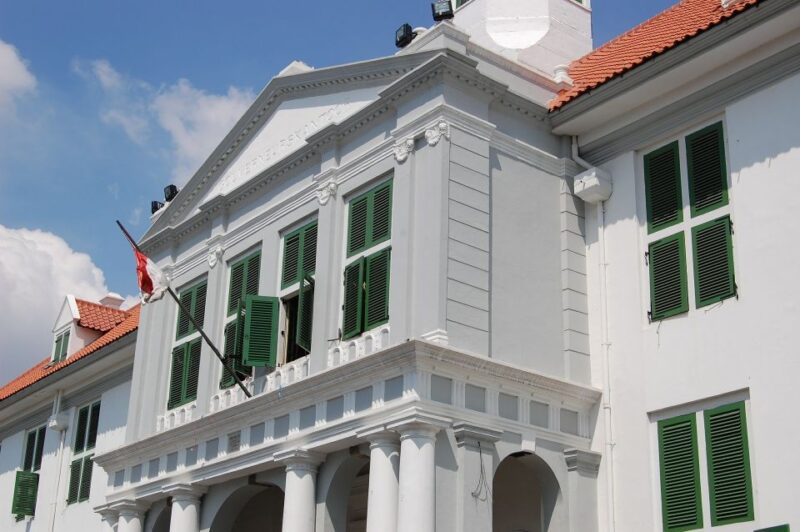 Jakarta: Like a Local Customized Guided Tour - FAQ