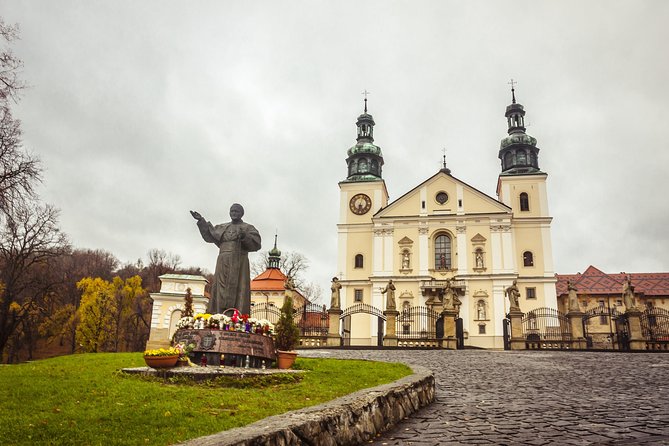 John Paul II Route Guided Tour With Private Transport - Final Thoughts