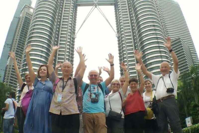 Kuala Lumpur: Private custom walking tour with a local guide - Highlights and Benefits