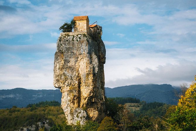 Kutaisi: Chiatura Cable Cars & Katskhi Pillar Guided Tour - Who Will Enjoy This Tour?