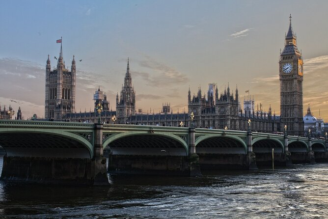 Layover Tour of London from LHR Executive Luxurious Vehicle Private Tour - FAQs