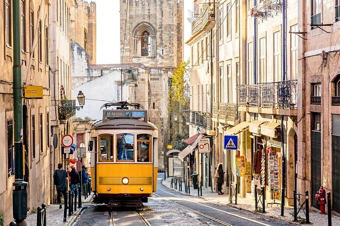 Lisbon Airport (LIS) Private Transfer to Lisbon City/Hotels - Who is This Transfer Service Best For?