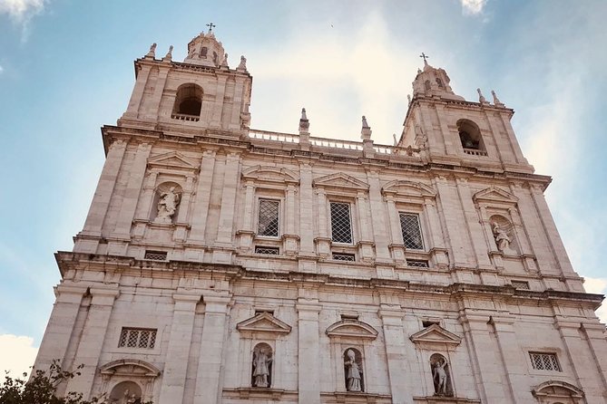 Lisbon: Private Guided Electric Tuk Tuk Tour with Tastings - Summing Up the Value