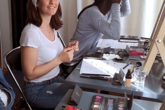 MAKEUP COURSE with colorimetry analysis - The Sum Up