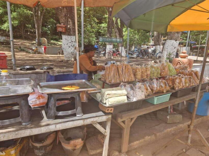 Oudong Mountain - Phnom Penh Former Capital Private Day Tour - Authentic Experiences and Guest Feedback