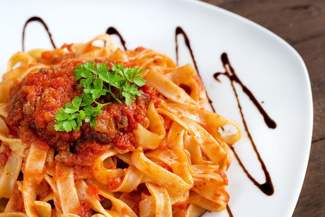 Pasta and Tiramisu Cooking Class in Rome, Piazza Navona - The Experience’s Audience