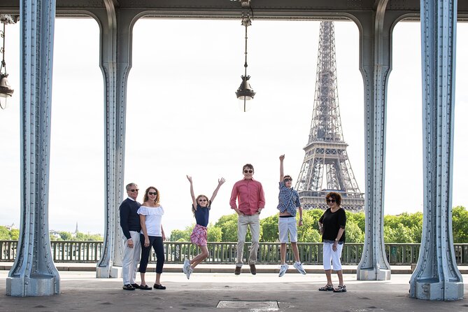 Photo shoot in the Eiffel Tower area - What Travelers Say