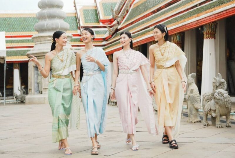 Photoshoot in Thai Costume - Why It’s Worth It