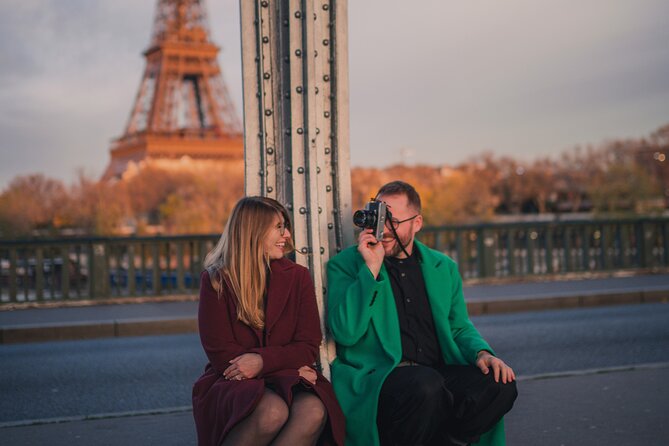 Photoshoot with a Pro Photographer in Paris - Weather and Rescheduling