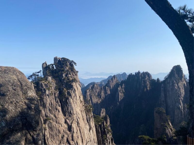 Private 2-Night Huangshan Trip - The Experience Provider and Booking Details