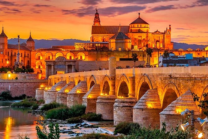 Private Cordoba & Seville Tour with a Finale Horse Carriage Ride - FAQs
