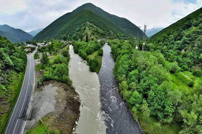 Private day tour in Kazbegi (Stepantsminda) - Who Should Consider This Tour?