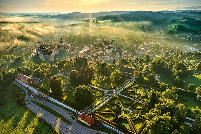 Private Day Trip from Prague to Cesky Krumlov - FAQ