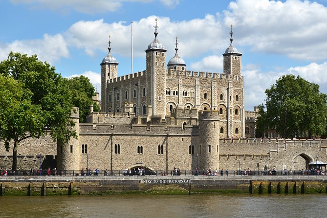 Private Guided London Highlights Walking Tour - The Sum Up