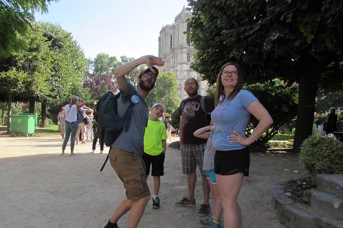 Private History Walking Tour in Paris for Teens & Family - What’s Included & What to Consider
