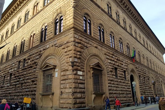 Private Medici Walking Tour  Discover Florences Royal Past - Timing, Price, and Value
