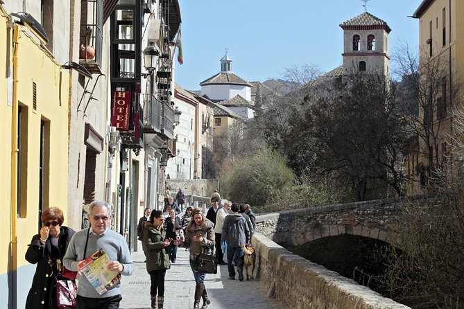 Private shore excursion to the Alhambra Palace from Almeria - FAQs