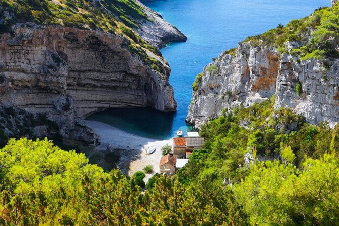 Private speedboat tour to Blue Cave and visit Island Hvar - Discover Croatia’s Coastal Gems with a Private Speedboat to the Blue Cave and Hvar