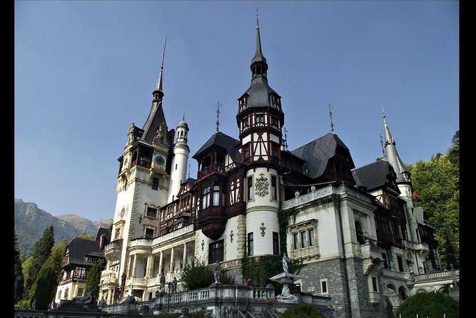Private tour to Bran Dracula's Castle and Pele Royal Castle - Practical Details