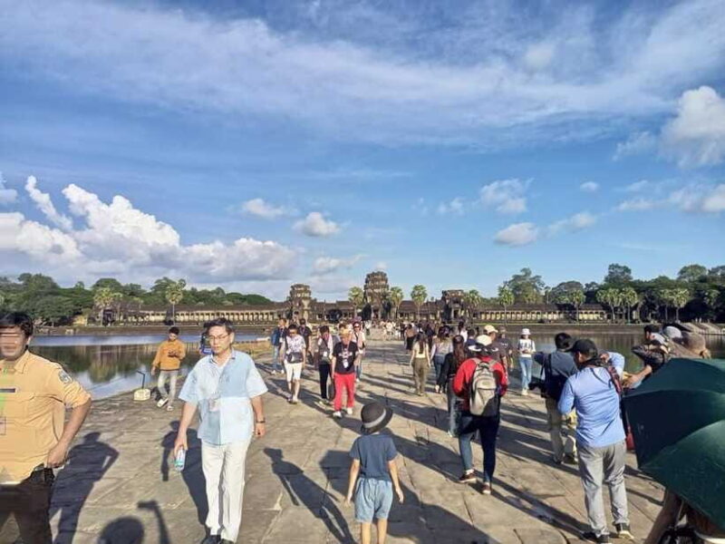 Siem Reap: 2-Day Angkor Wat and Grand Circuit Temples Tour - Who Should Book This Tour?