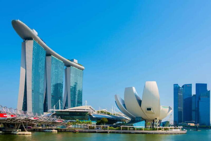 Singapore: Professional Photoshoot at Merlion Park - What’s Included and What’s Not?