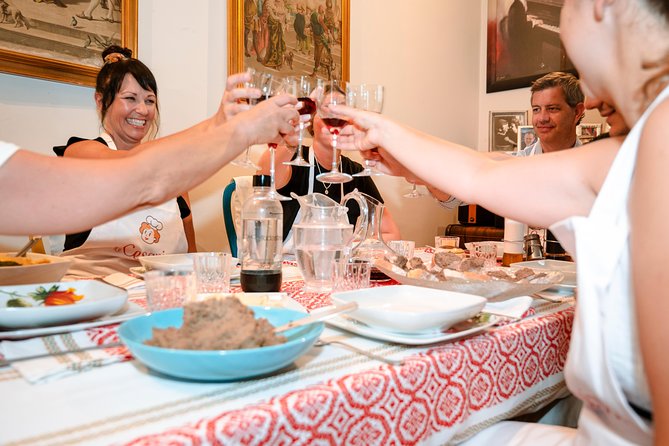 Small Group Market tour & Dining at Cesarina's home in Santa Teresa di Gallura - FAQ