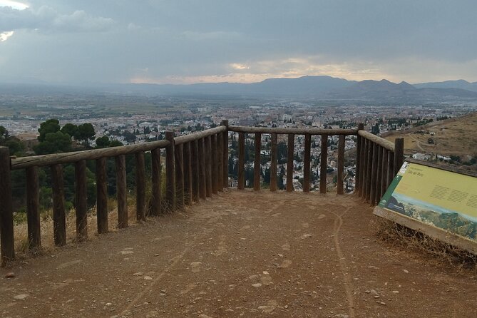 Urban Hiking, Dehesa del Generalife. Around The Alhambra. Granada - Who Will Love This Tour?