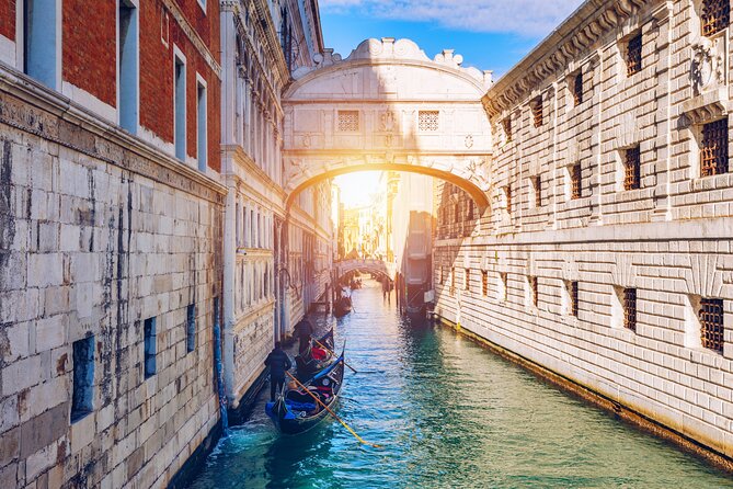 Venice 4 hrs Tour : St Mark's Basilica, Doge's Palace and Walk - The Sum Up