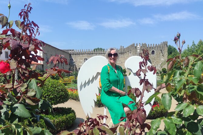 Vinho Verde 2 Wineries + Cultural Guimarães - Private/from Porto - The Sum Up