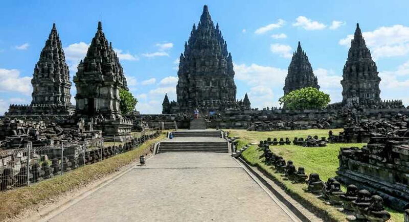 Yogyakarta : amazing Prambanan explore - Who Should Book This Tour?